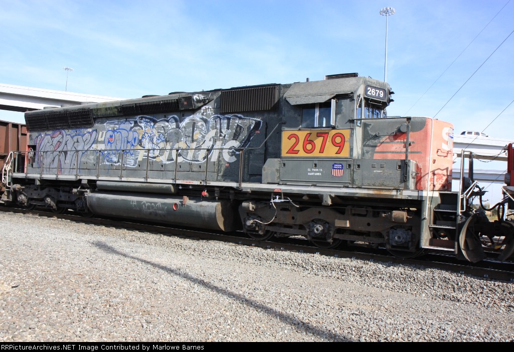 UP 2679 is the trailing motor on MFWSA-06 at CP T756